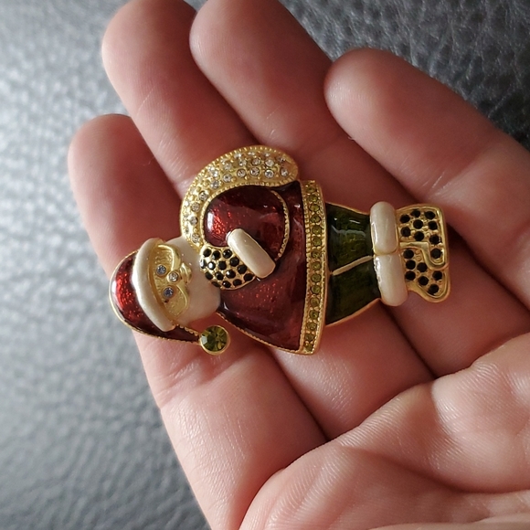 Jewelry | Santa Brooch | Poshmark